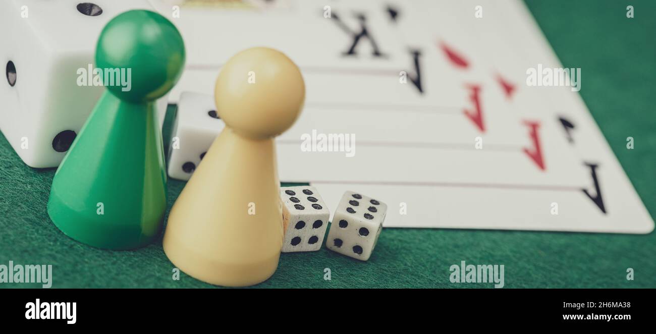 How to play and win hi-res stock photography and images - Alamy