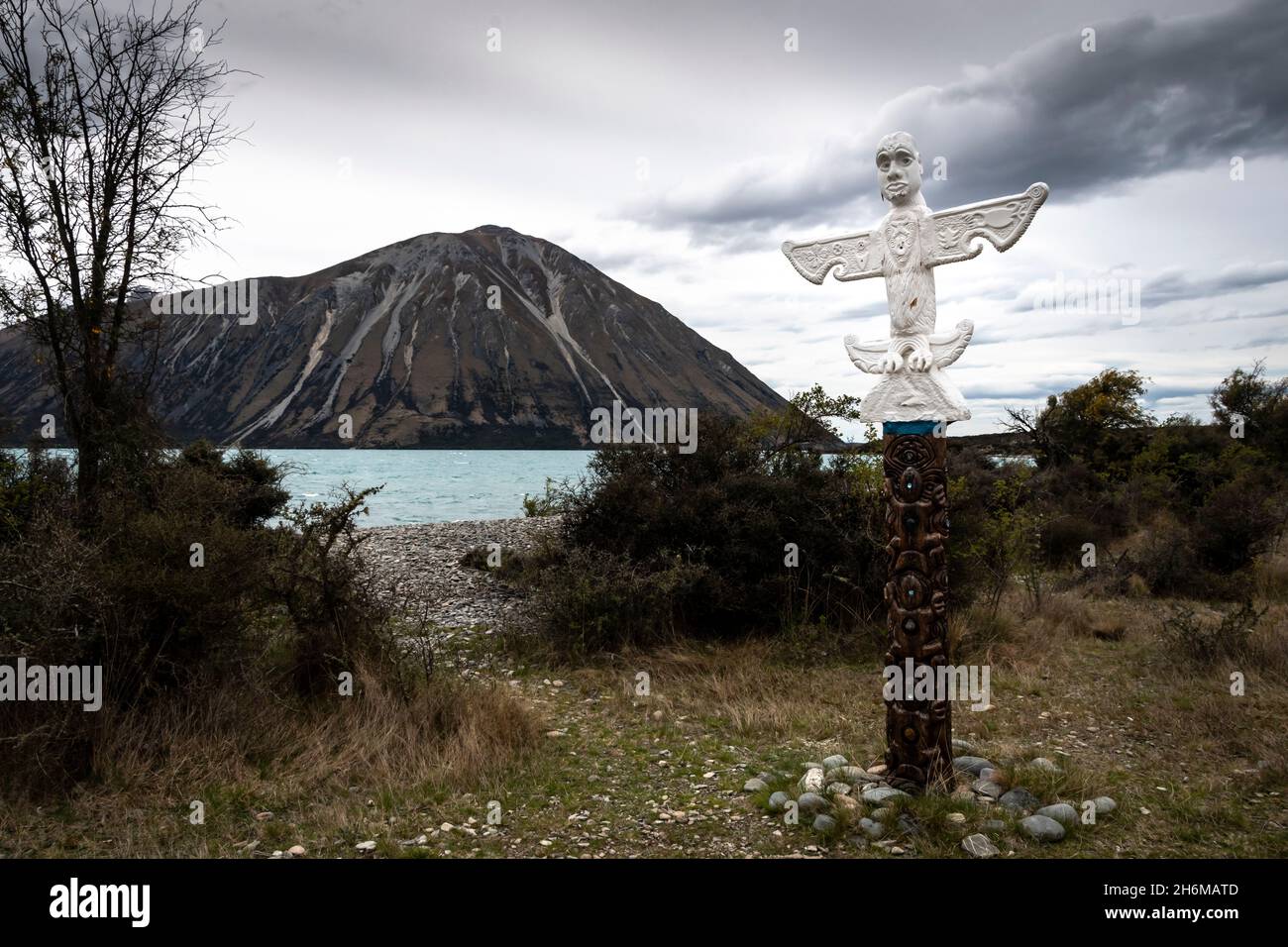 Maori Pou (statue) to commemorate the teachings of Te Maiharoa, Lake ...