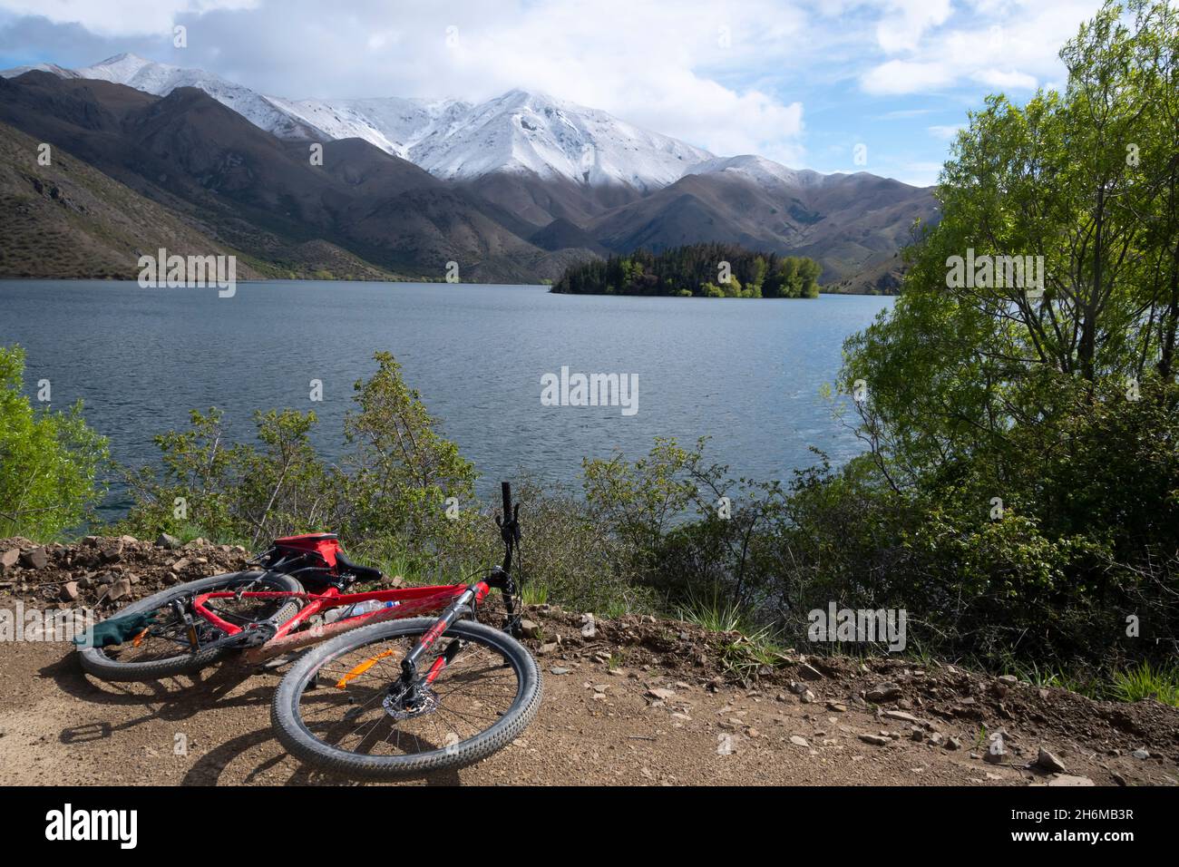 Alps cycle hi-res stock photography and images - Alamy