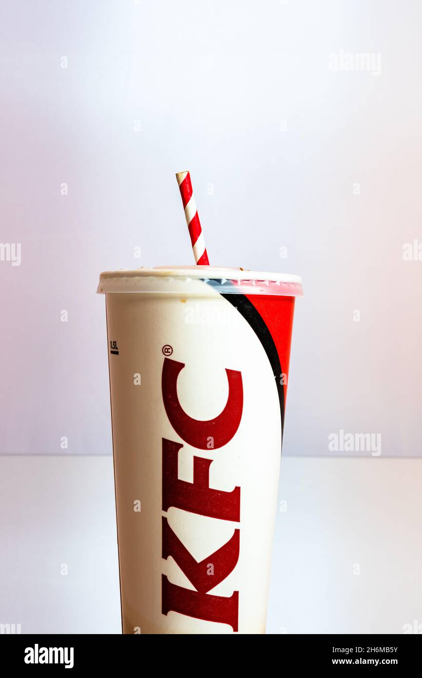Cola kfc cup hi-res stock photography and images - Alamy