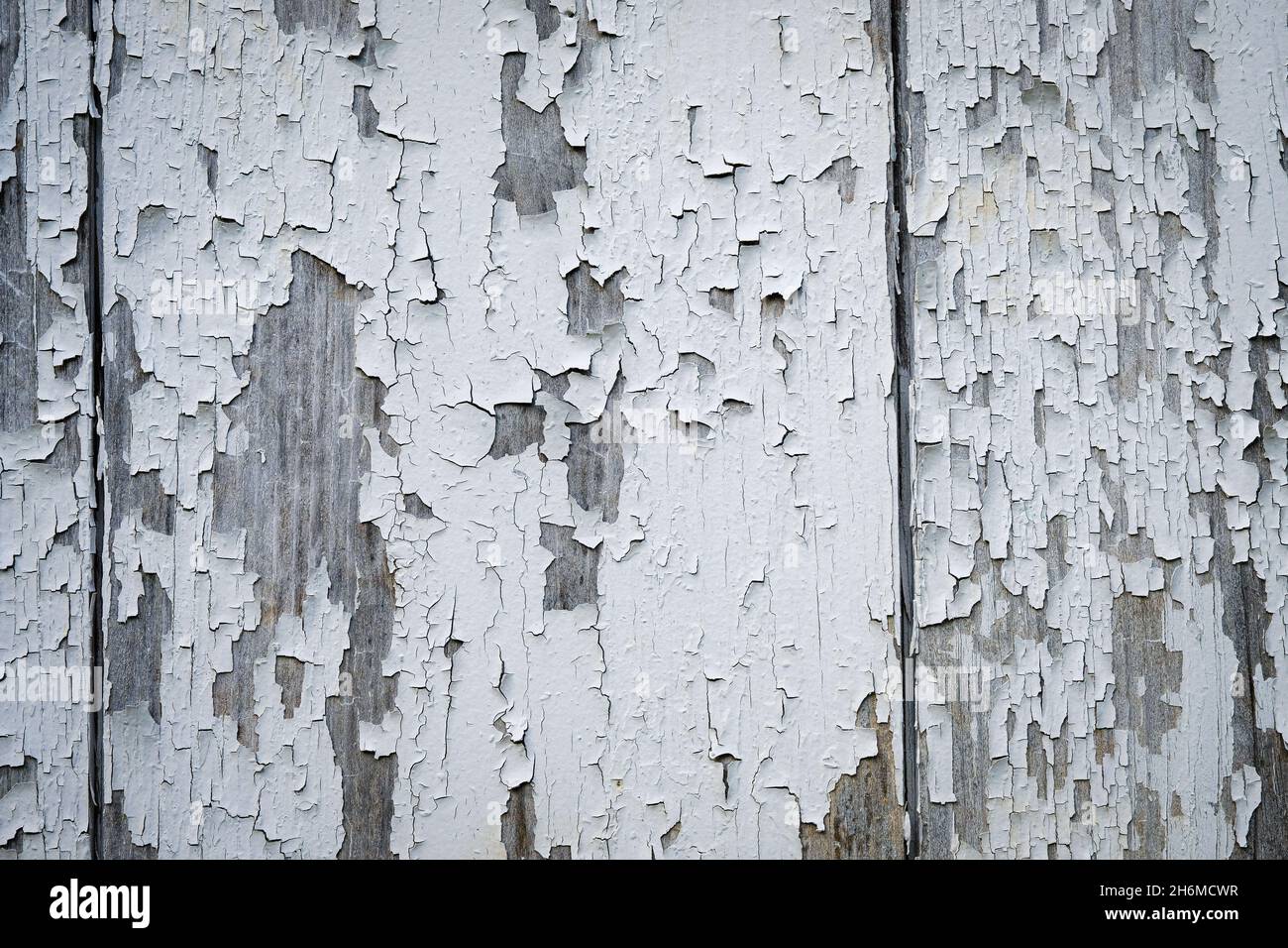 Peeling white paint textured background Stock Photo - Alamy