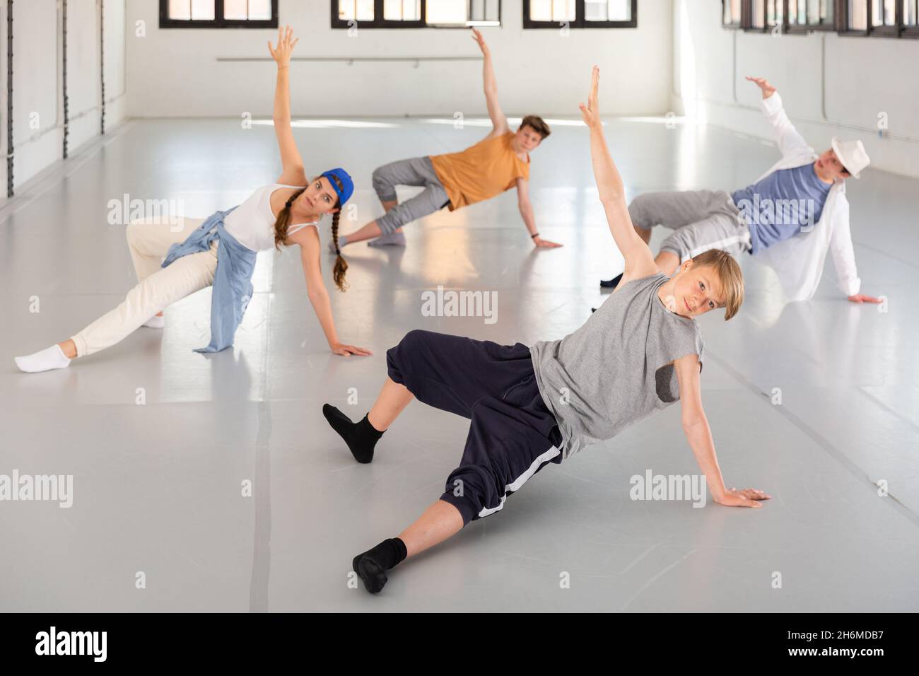 Teenage dancers having break dance training at studio Stock Photo - Alamy