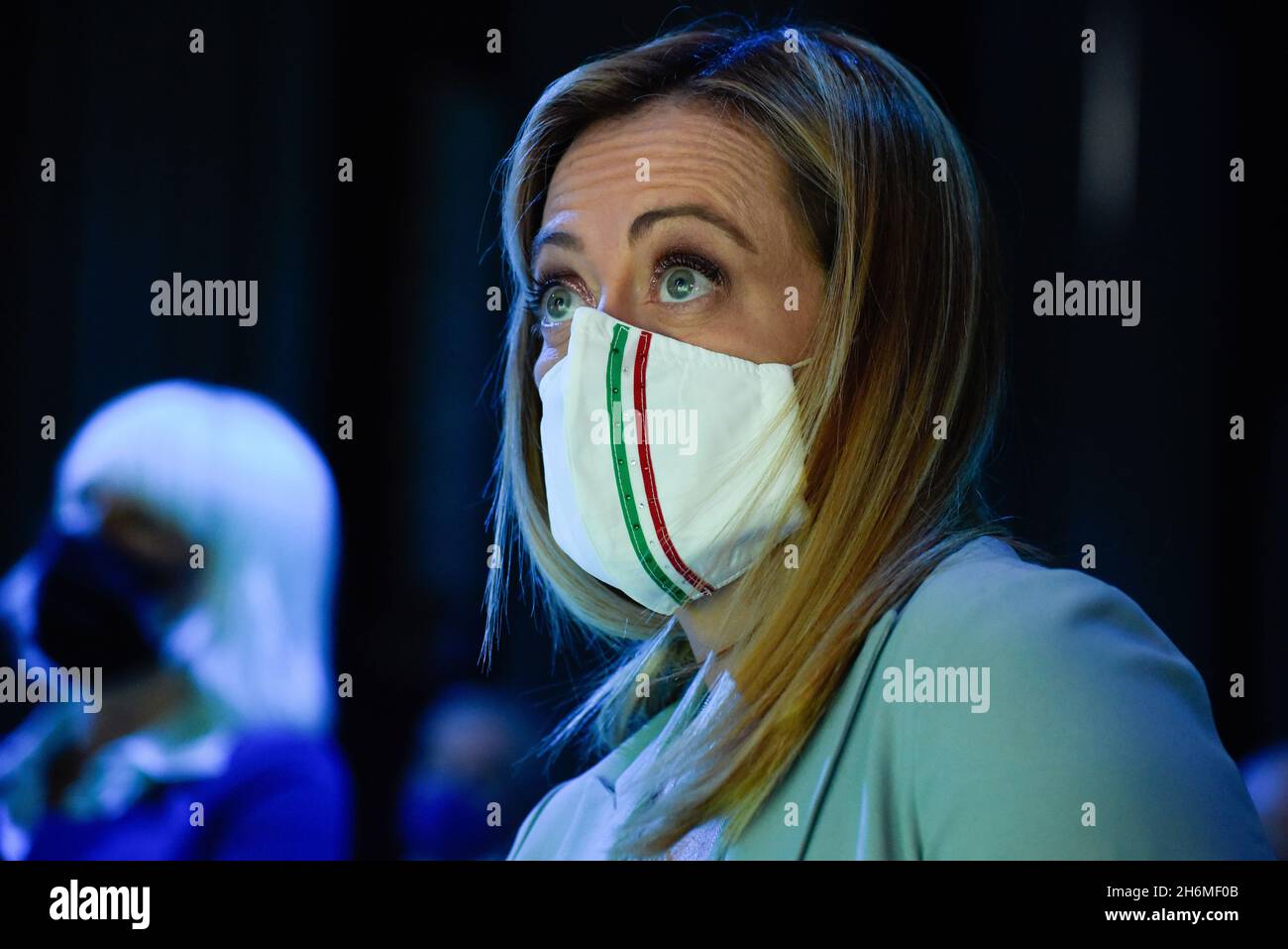 Giorgia meloni mask hi-res stock photography and images - Alamy