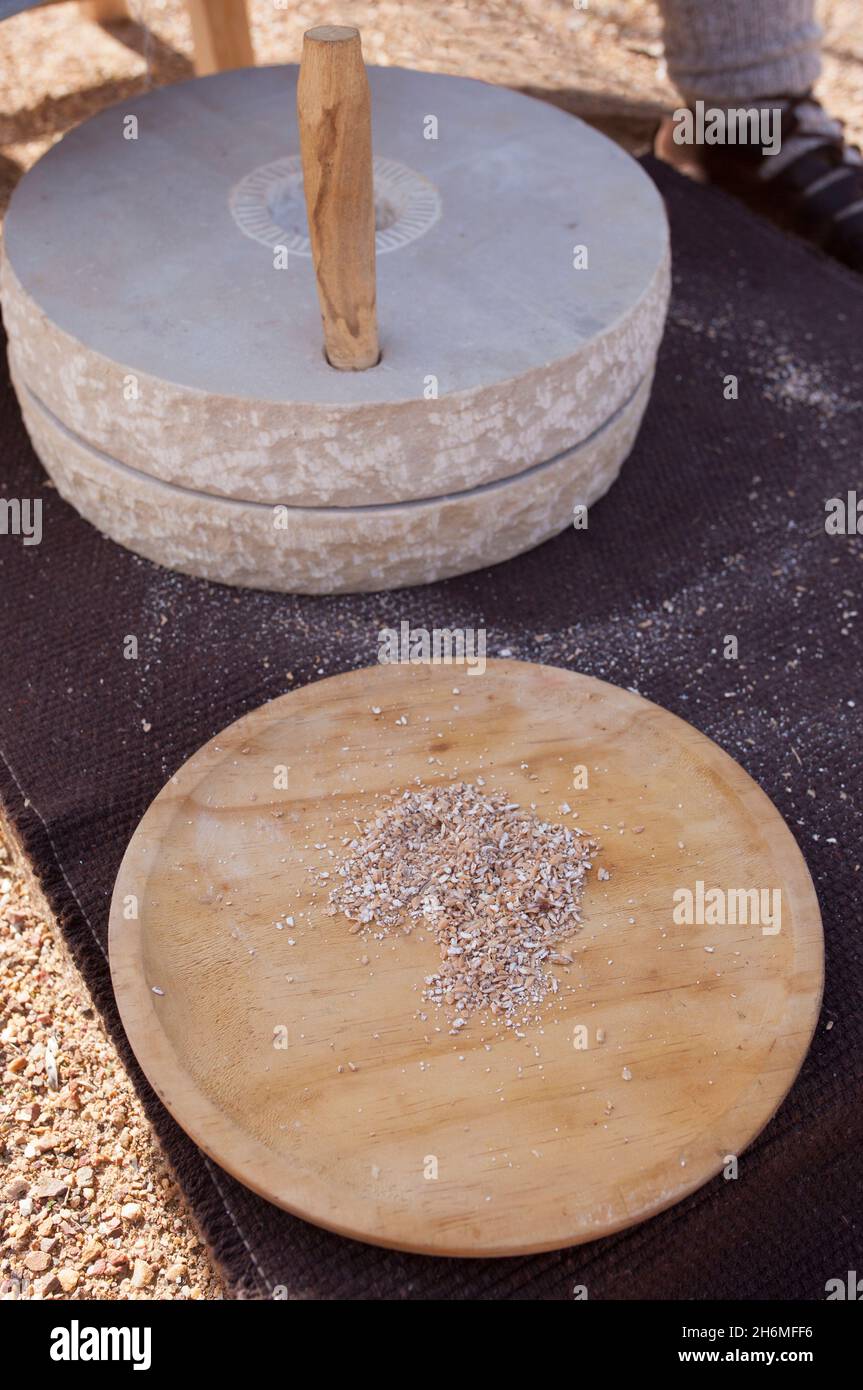 Hand grind stones hi-res stock photography and images - Alamy