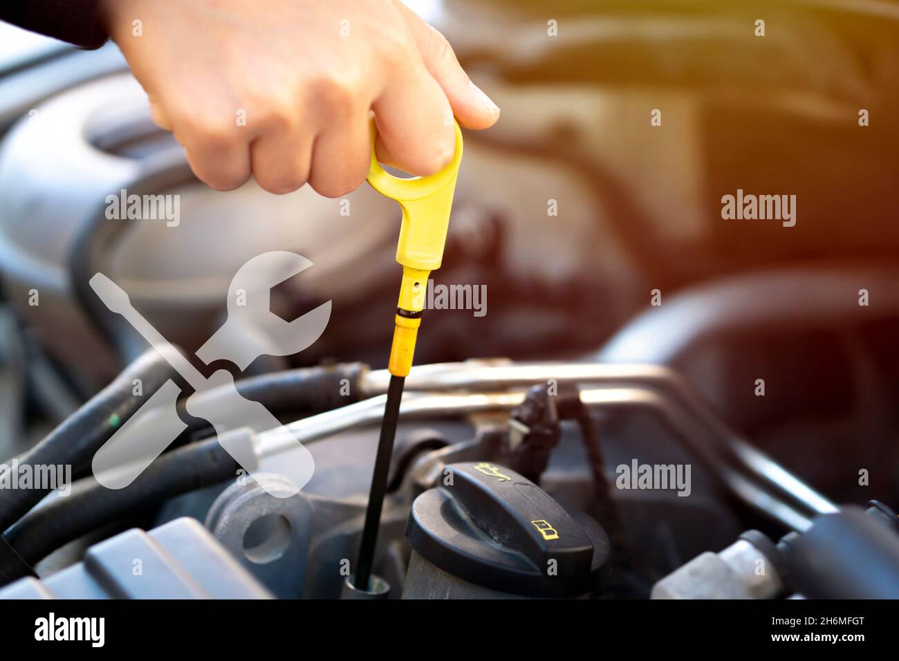 Oil using hi-res stock photography and images - Alamy