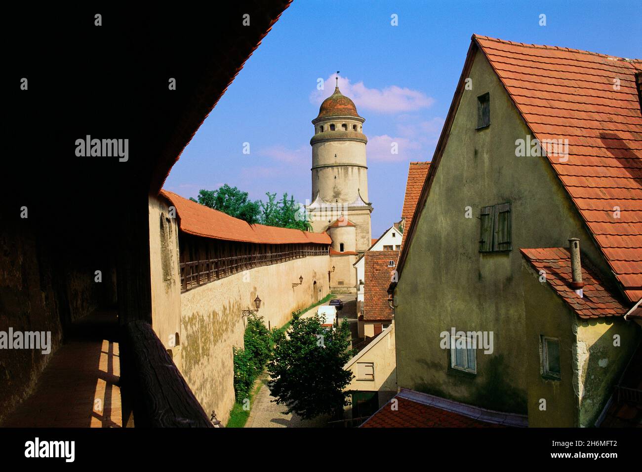 Wall surrounding the medieval town of Nordlingen, Bavaria, Germany ...