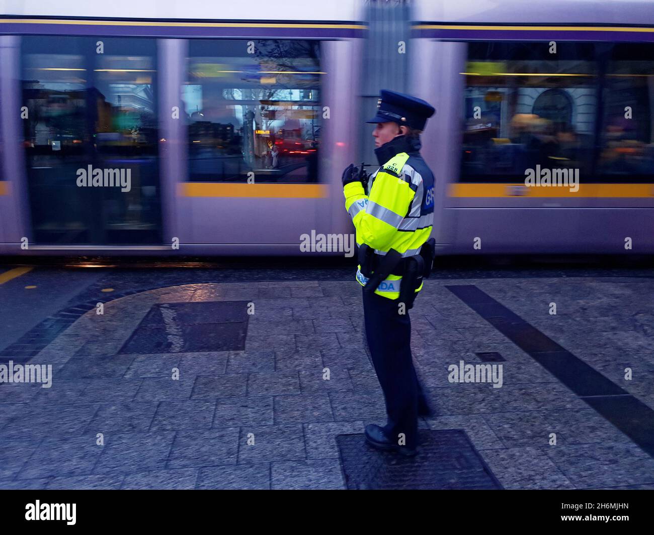 Garda police ireland uniform hi-res stock photography and images - Alamy