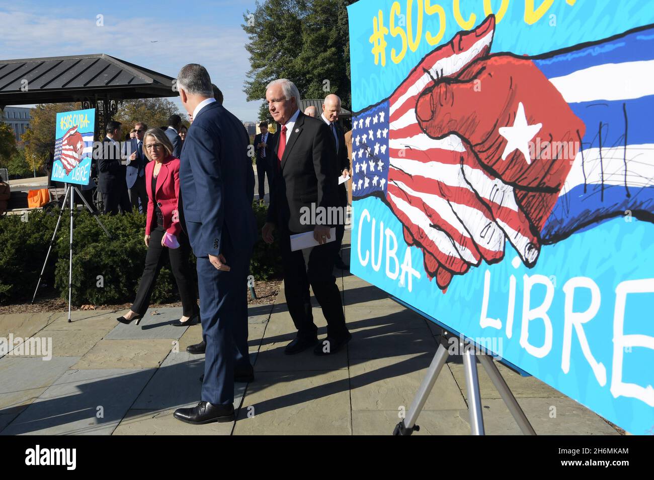House triangle capitol hill hi-res stock photography and images - Alamy