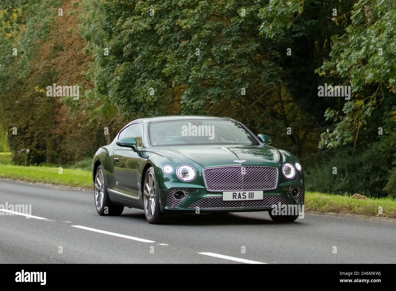 Car open bentley hi-res stock photography and images - Alamy