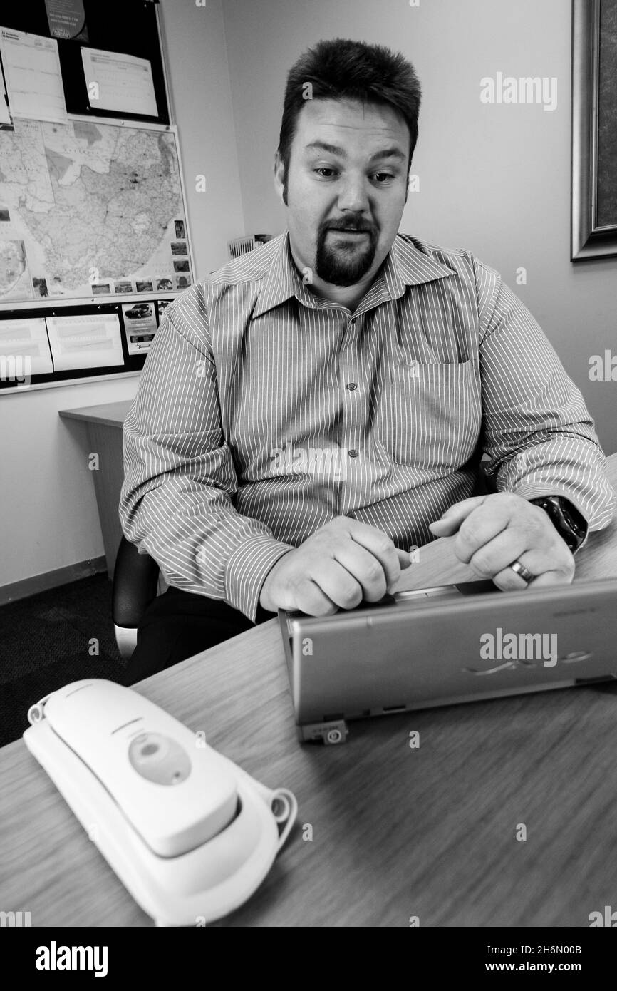 Computer africa office Black and White Stock Photos & Images - Alamy