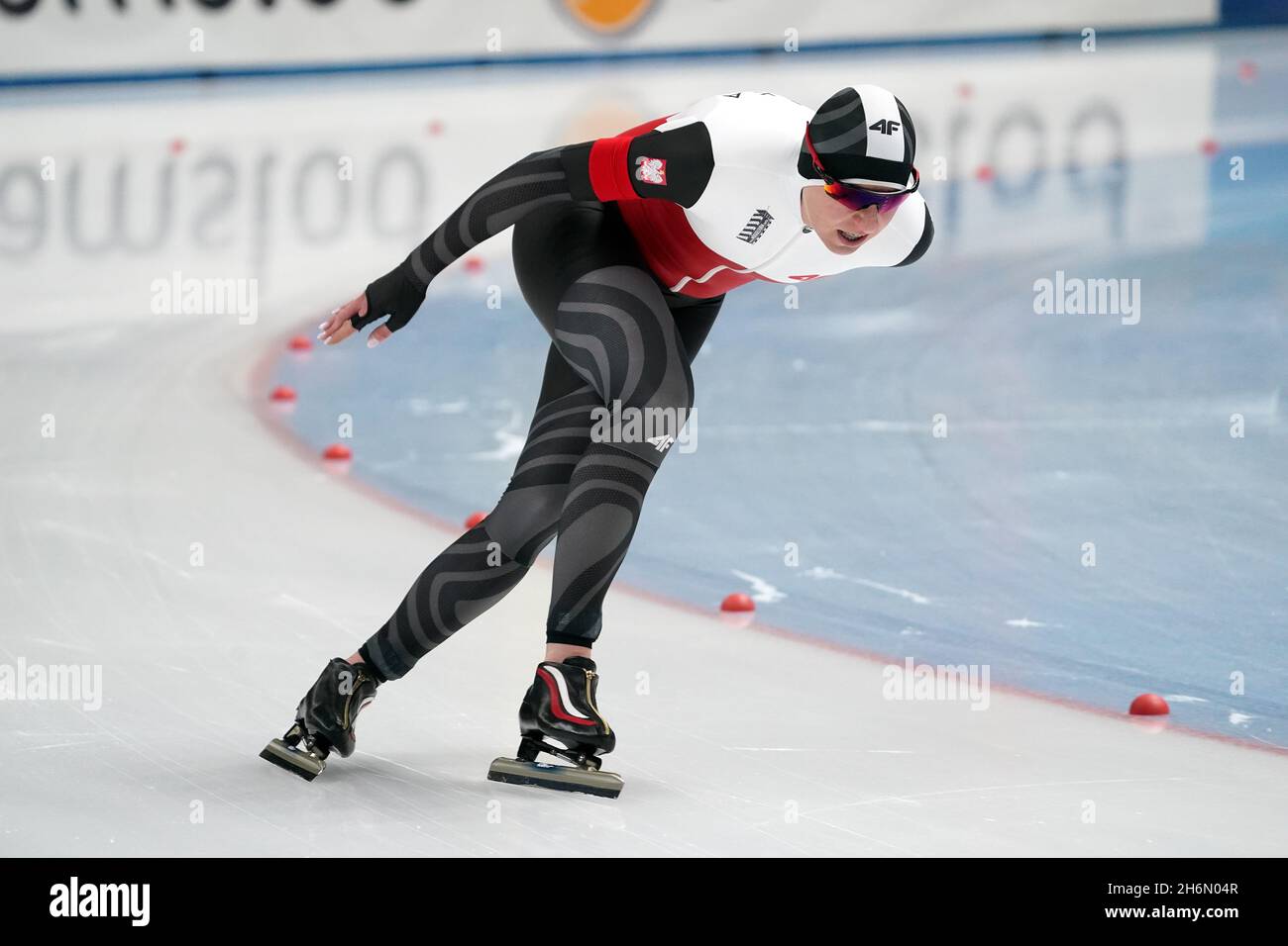 Natalia Czerwonka (POL) in action on 1500 meter women during ISU ...