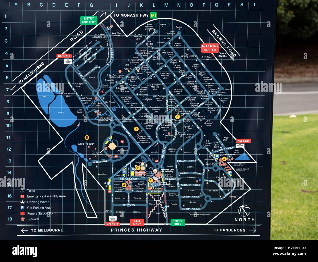 Different Religious High Resolution Stock Photography and Images - Alamy