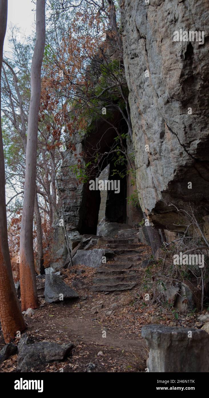 Granite rock crevice hi-res stock photography and images - Alamy