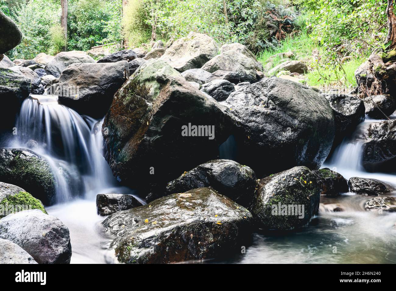Small beautiful waterfall hi-res stock photography and images - Alamy