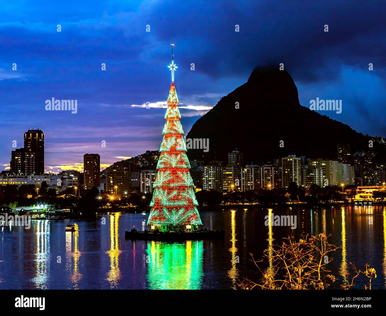 Brazil christmas ornaments hi-res stock photography and images - Alamy