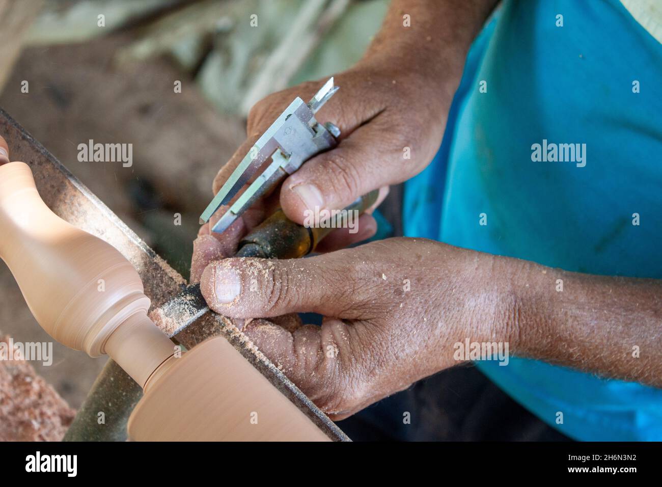 Senior hands turning wood Stock Photo - Alamy