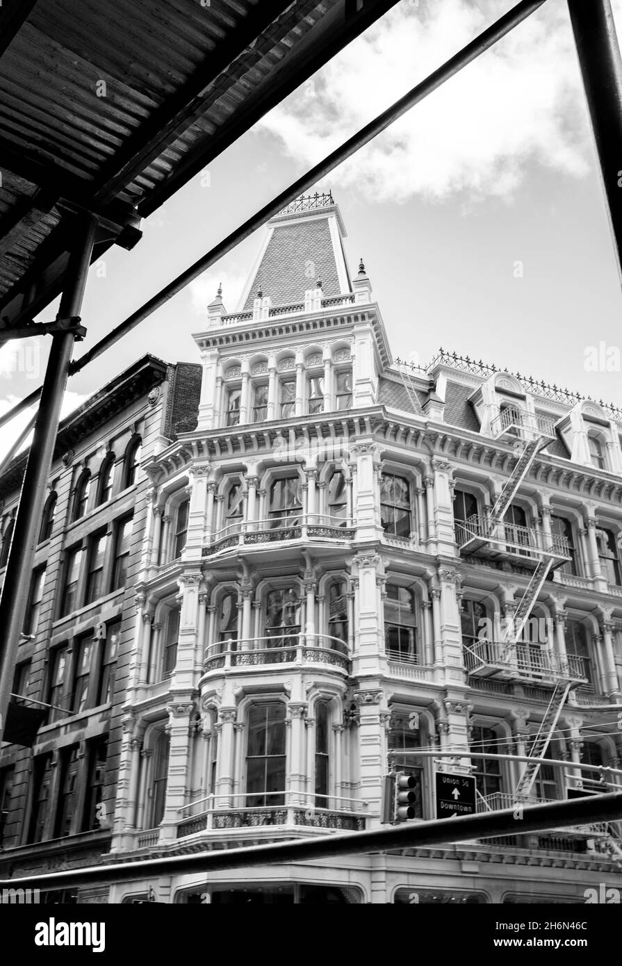 buildings in black and white Stock Photo - Alamy