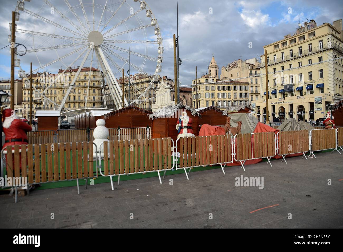 Marseille, France. 14th Nov, 2021. View of the Christmas Market and the ...
