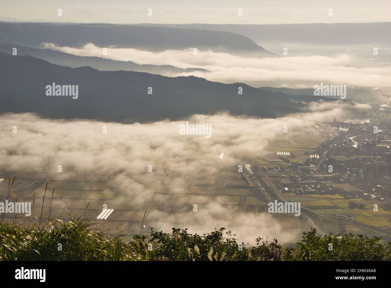 Sea of Clouds in Aso, View from Kabutoiwa Observatory, Kumamoto ...