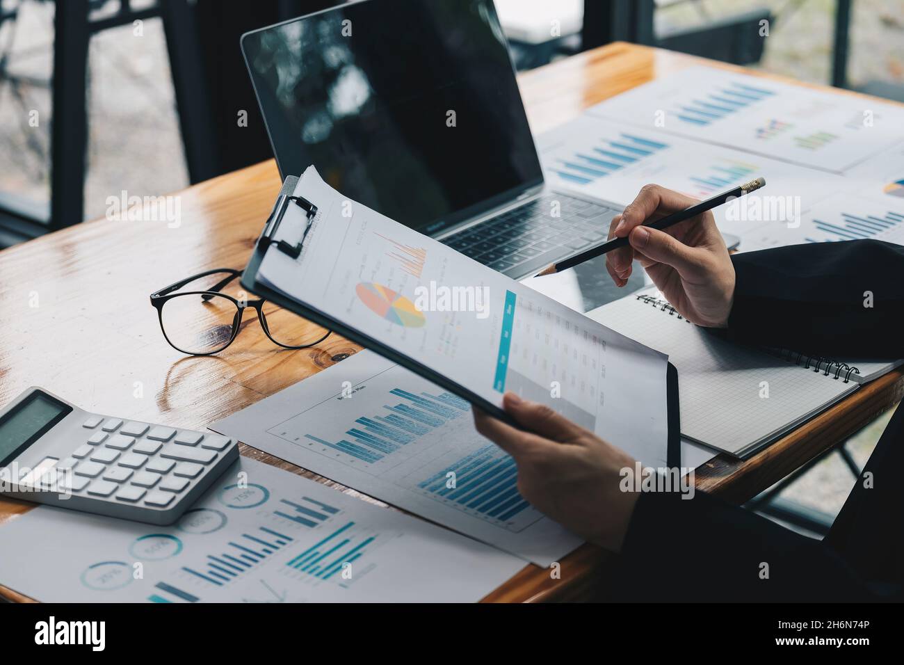 Accounting department hi-res stock photography and images - Alamy