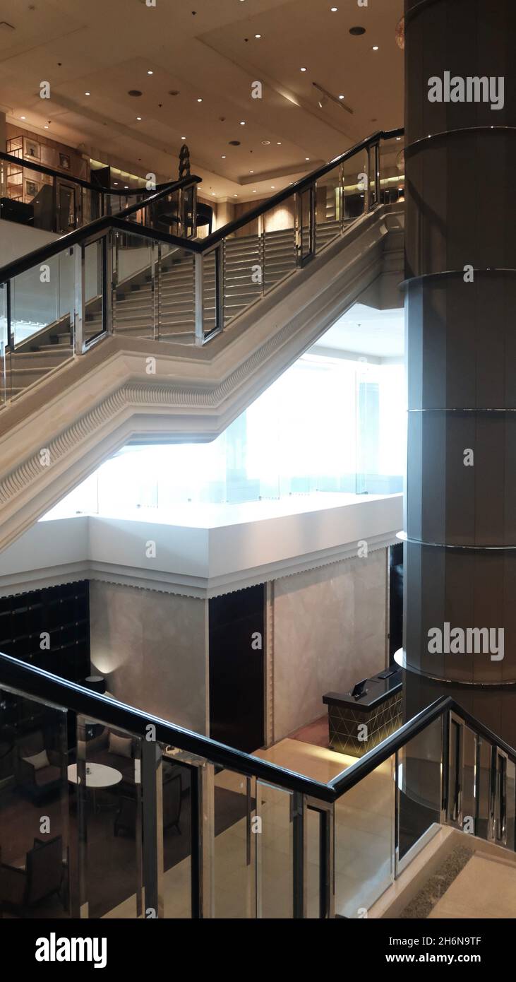 Interior Lobby InterContinental Luxury Hotel on Sukhumvit Road Bangkok ...