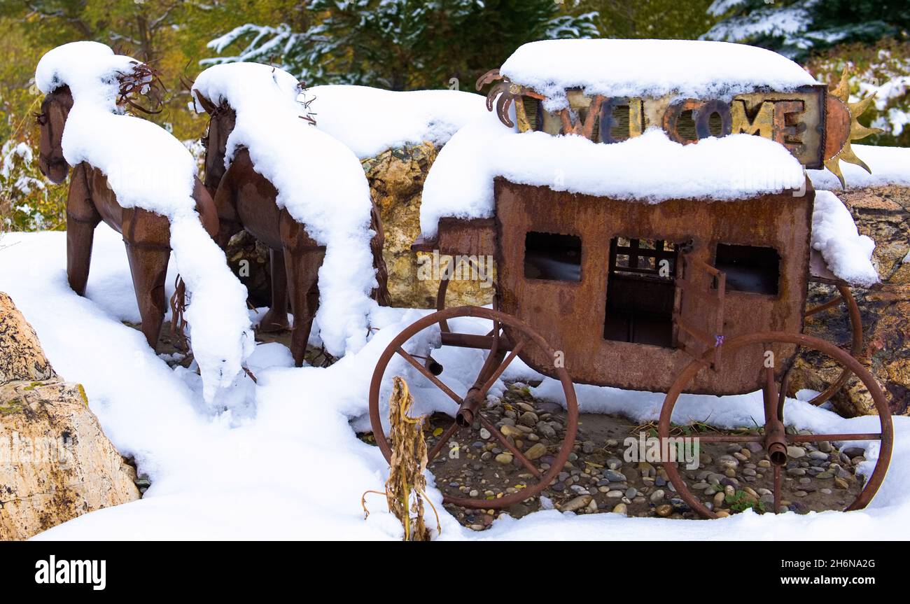 Horses Pulling Wagon High Resolution Stock Photography and Images - Alamy