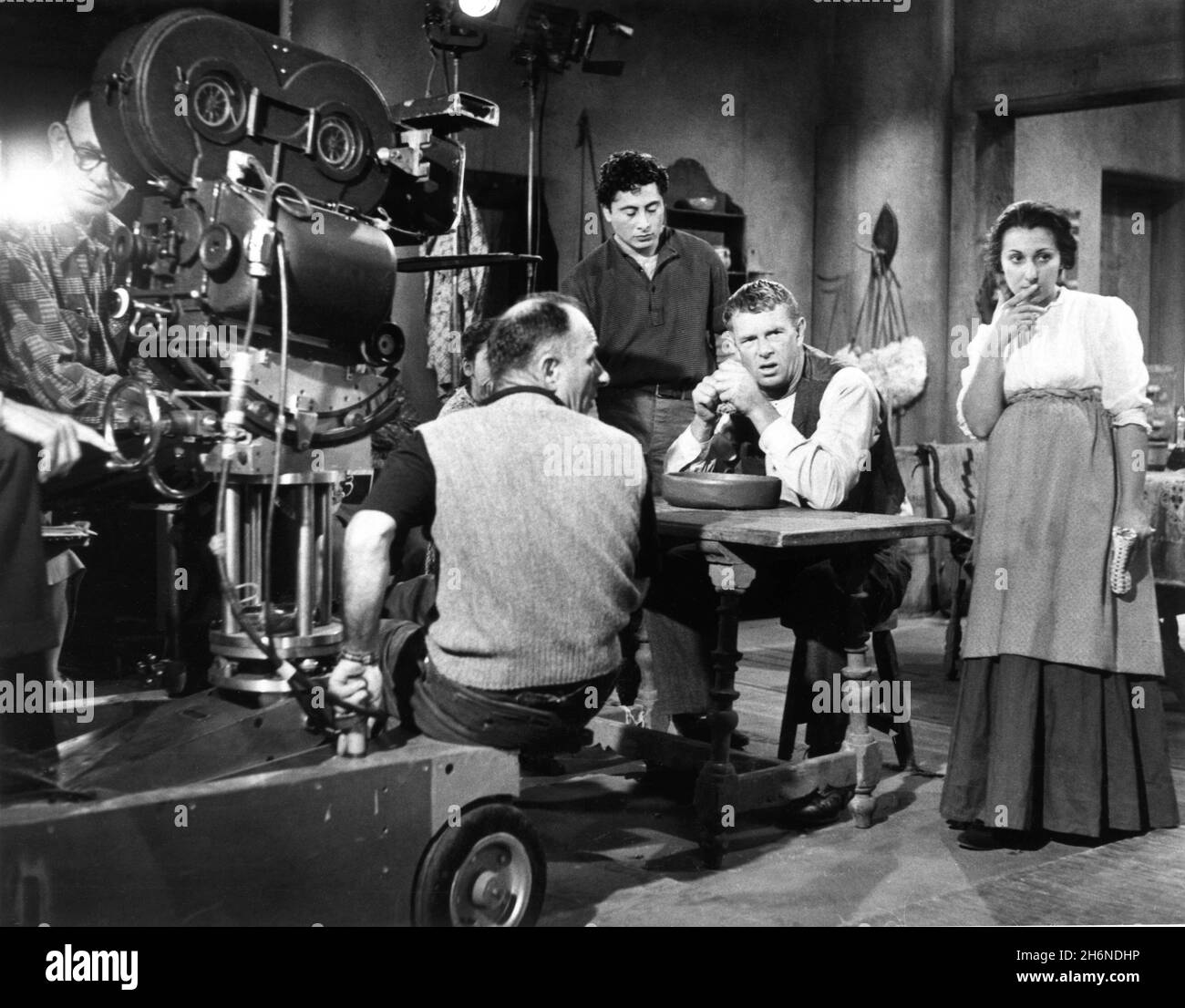 VICTOR MILLAN STERLING HAYDEN and ANN VARELA on set candid with Camera ...