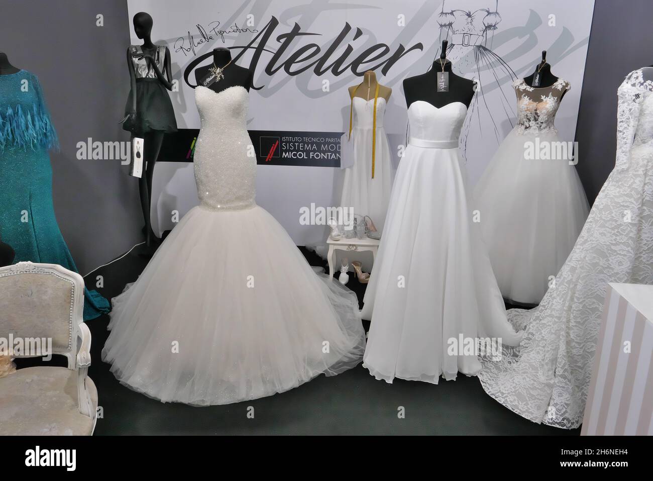 WEDDING DRESSES ON DISPLAY AT FASHION BOUTIQUE Stock Photo - Alamy