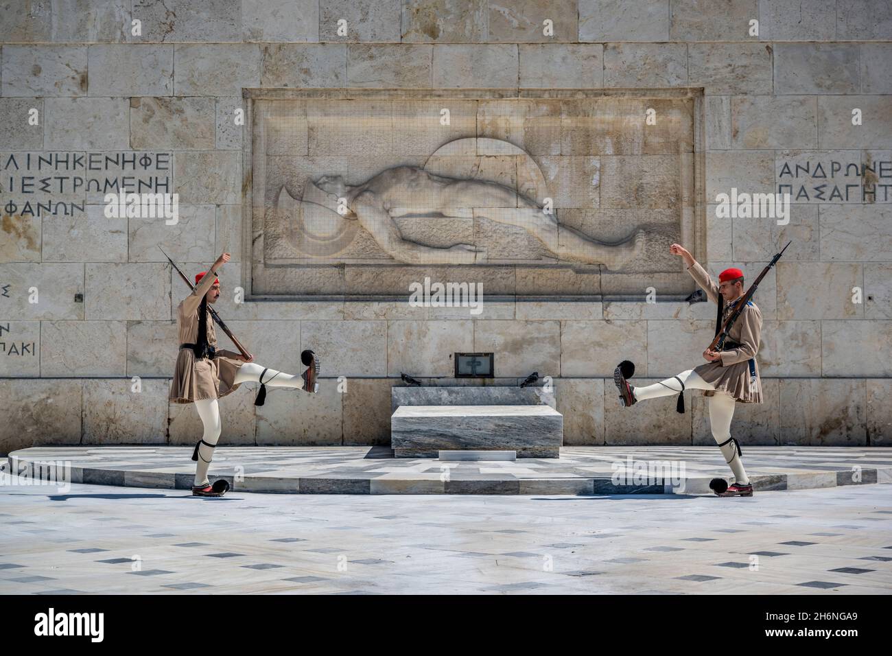 Marching greek soldiers hi-res stock photography and images - Alamy