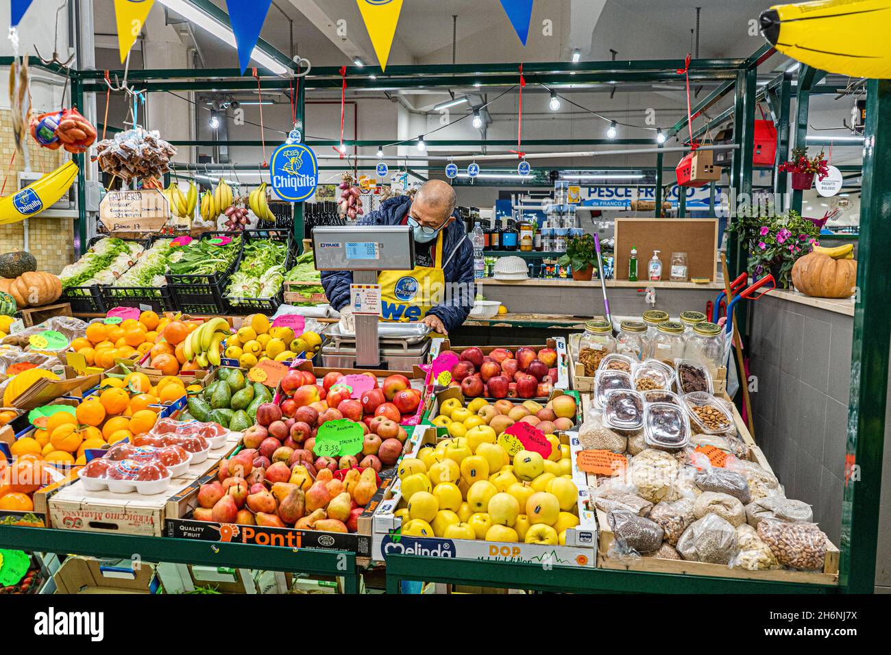 Rome Trieste Food Market, Rome, Italy Stock Photo - Alamy