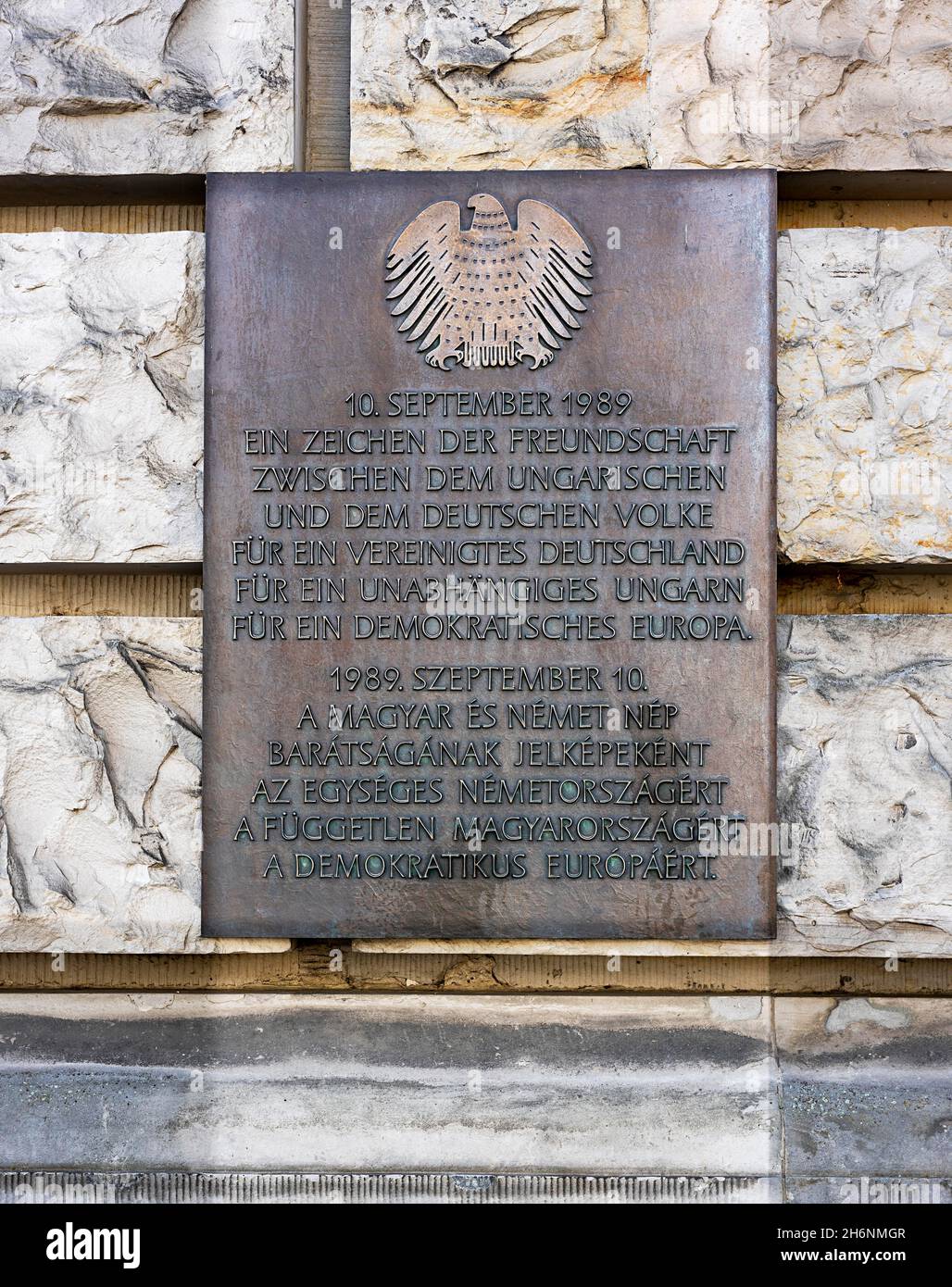 Bronze plaque with inscription on the outer facade of the Reichstag ...