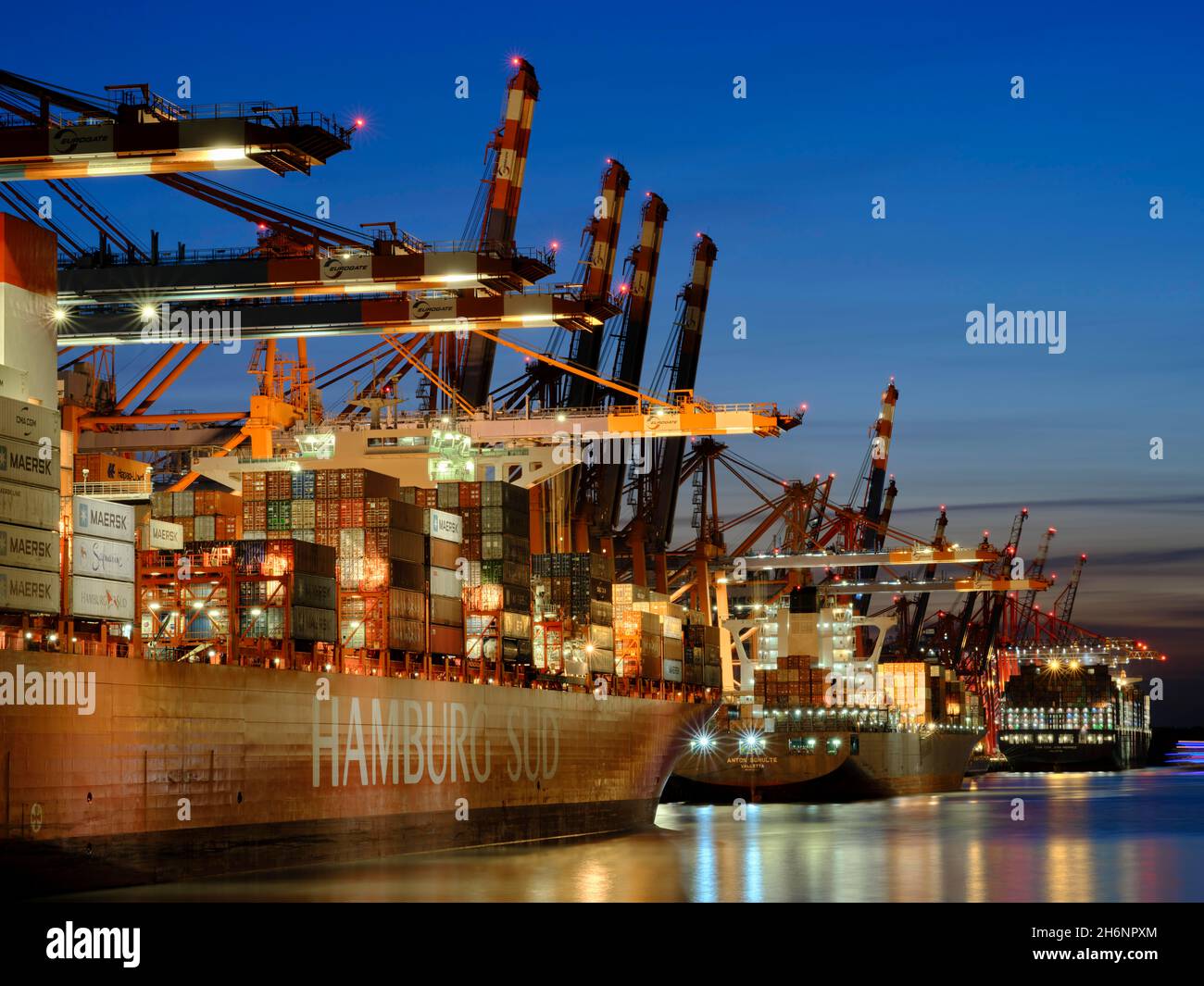 HHLA Container Terminal Waltershof, Container Terminal, Port of Hamburg ...
