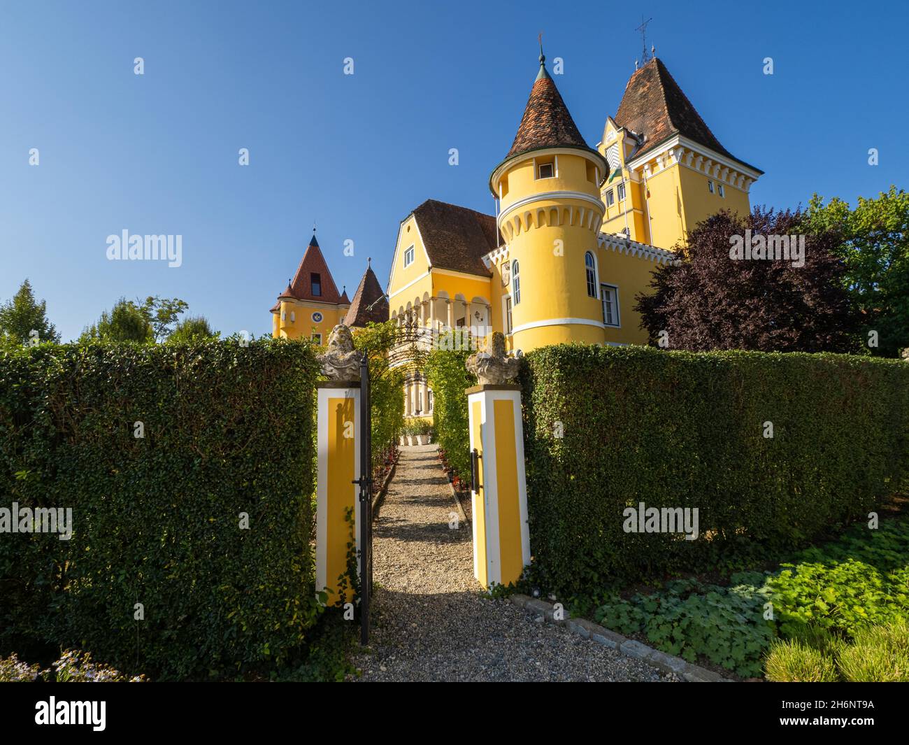 Castle ehrenhausen hi-res stock photography and images - Alamy