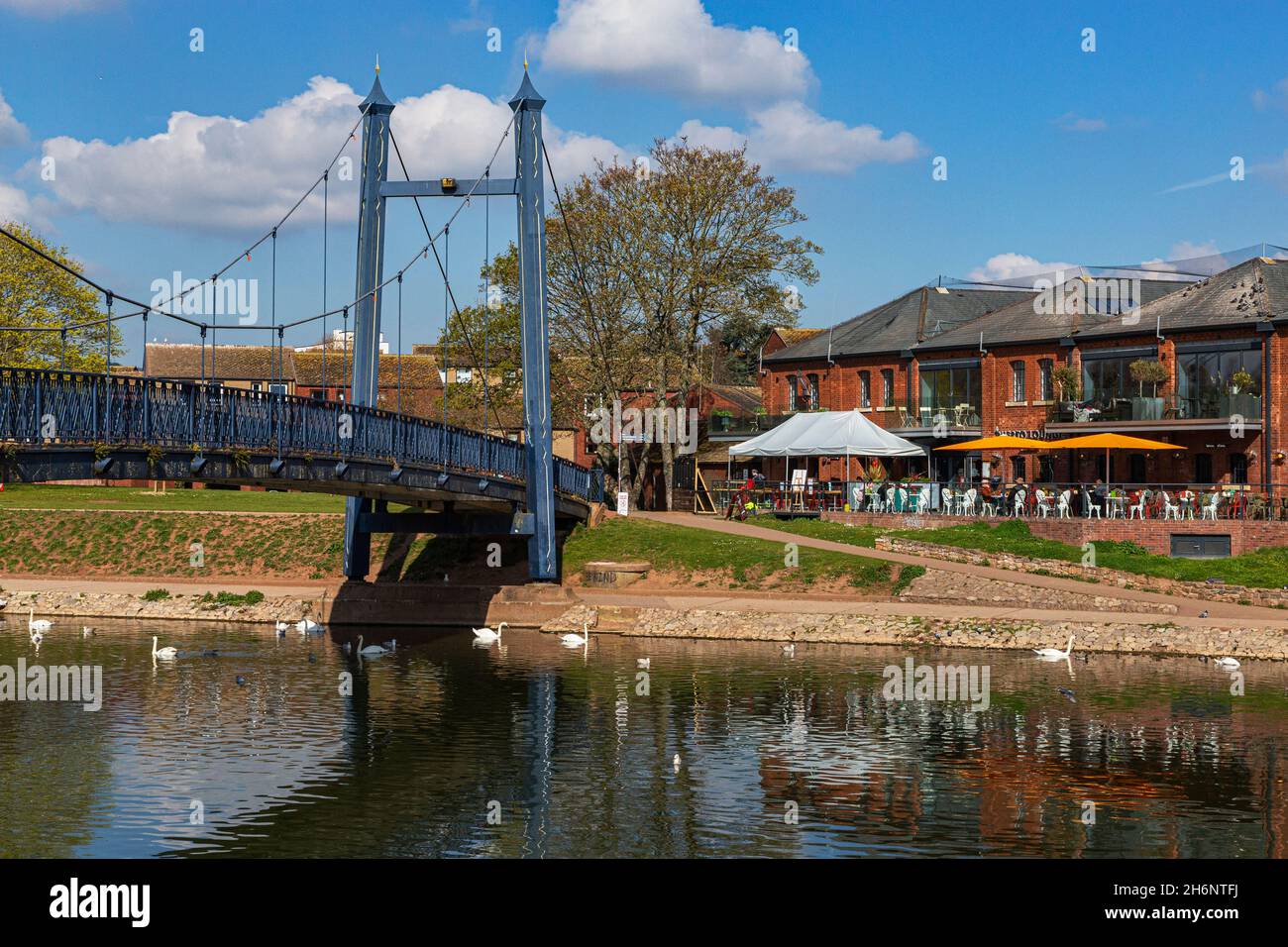 Cricklepit suspension bridge exeter hi-res stock photography and images ...