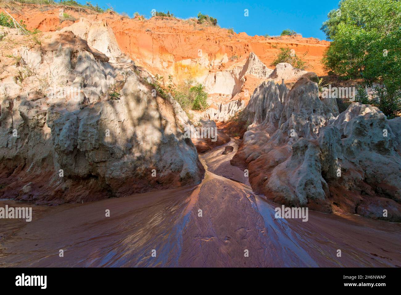 Vietnam mui ne red canyon hi-res stock photography and images - Alamy