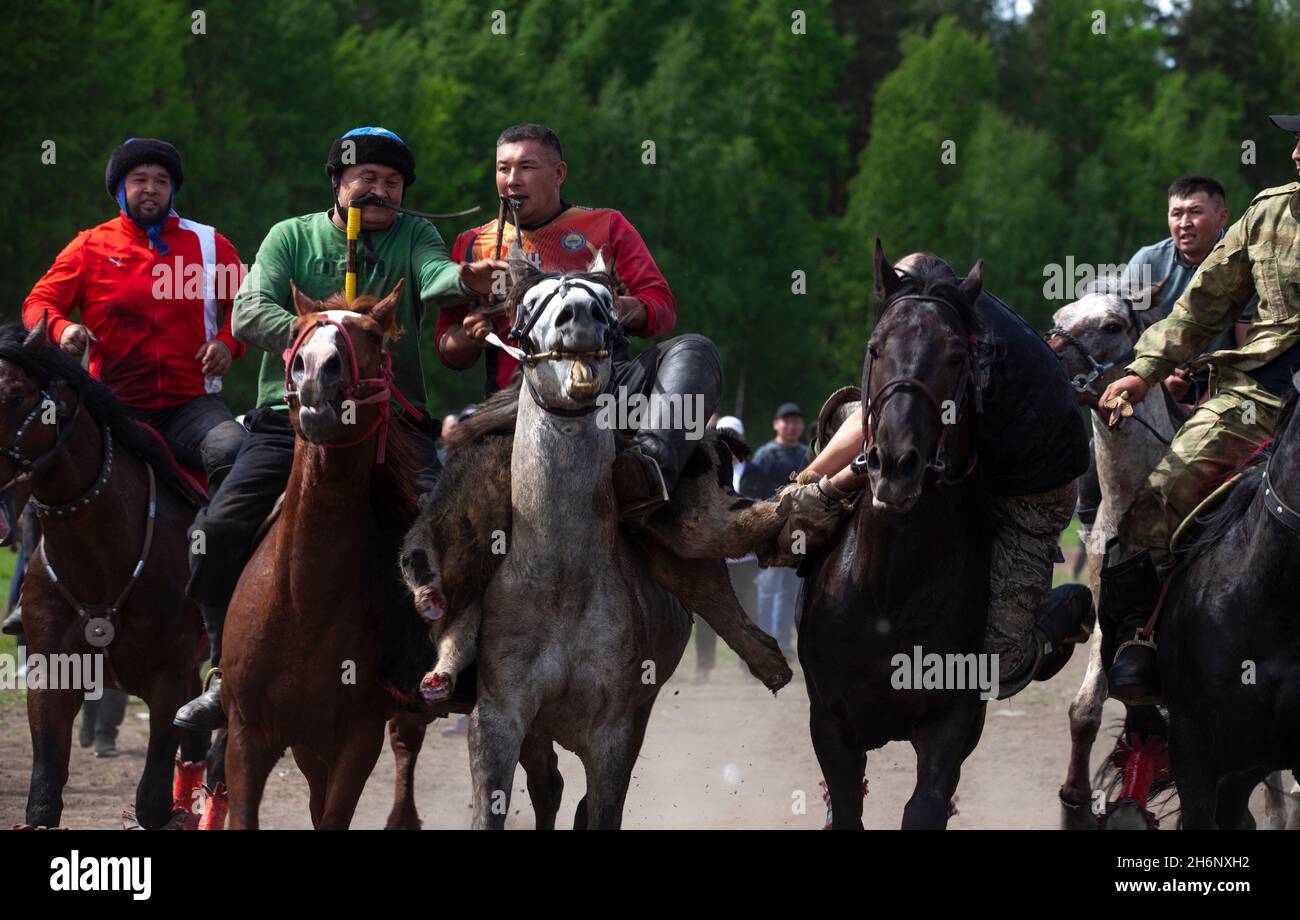 Nomads game kok boru kyrgyz hi-res stock photography and images - Alamy