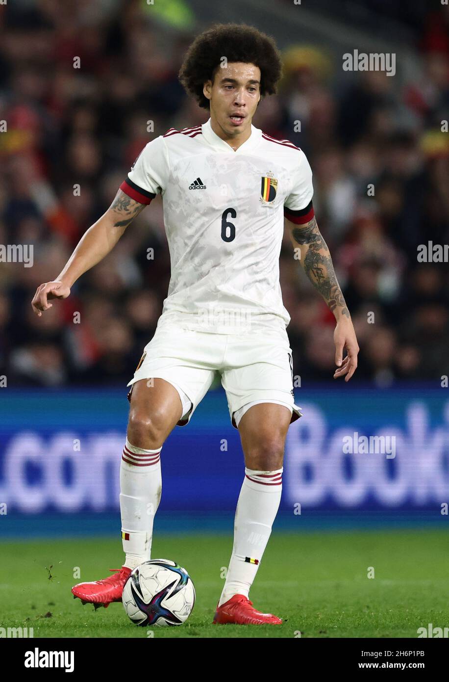 Axel witsel hi-res stock photography and images - Alamy
