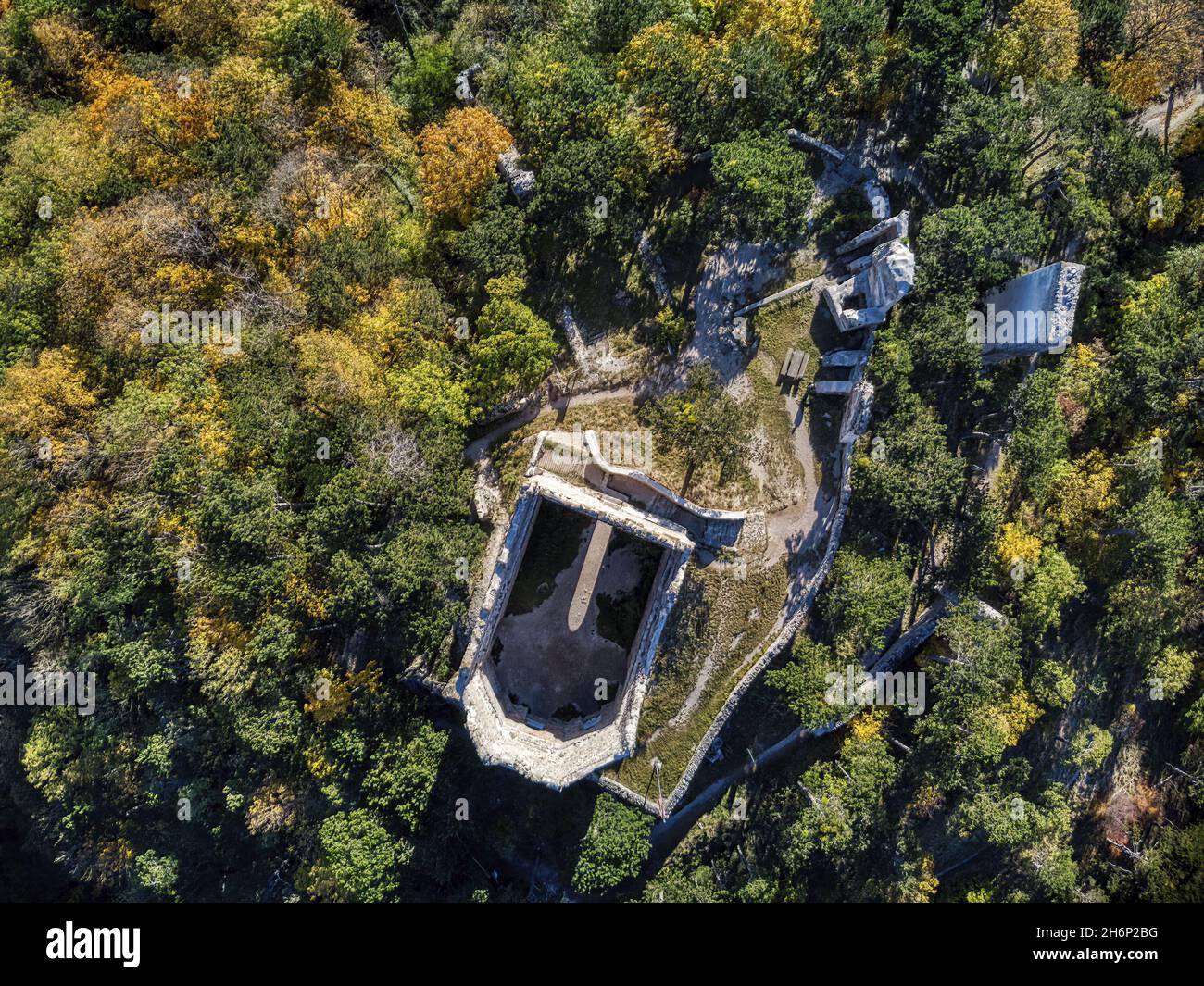 aerial top down view castle ruin Stock Photo - Alamy