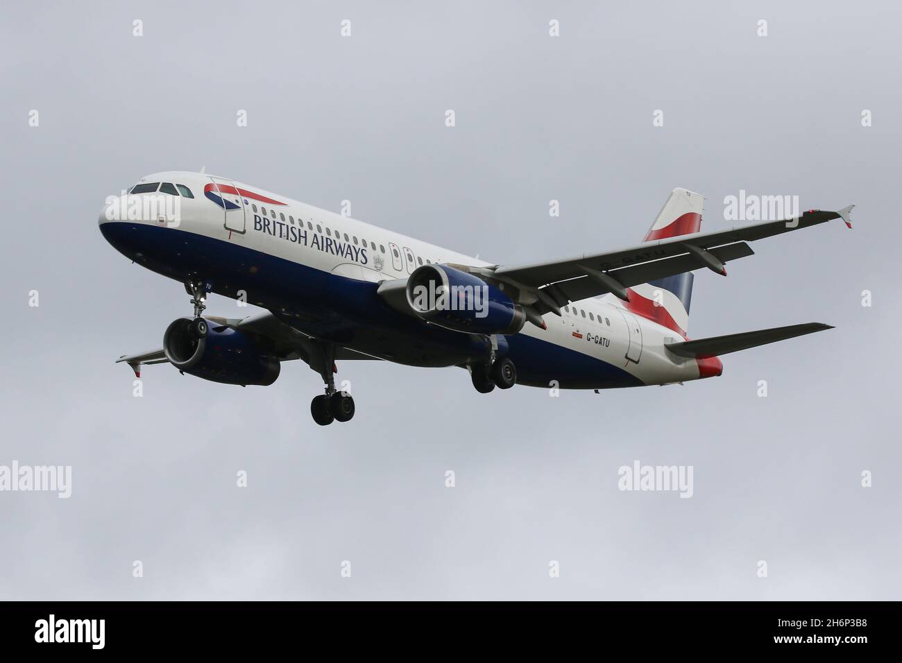 An Airbus A320 flying for British Airways arrives at London Heathrow ...