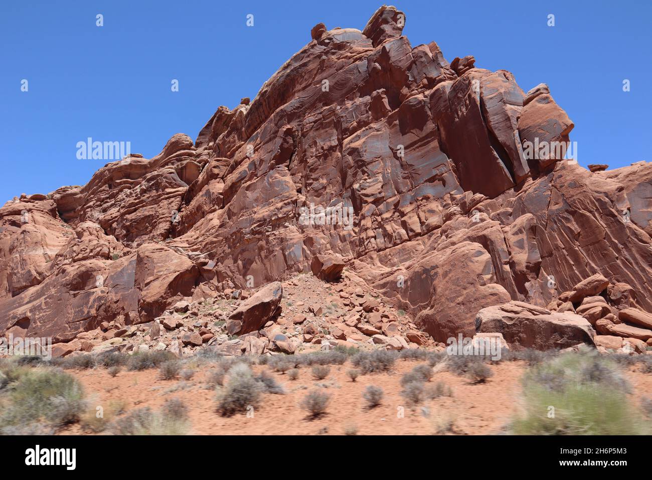 Breathtaking view of layered rugged red rock landscape in Capitol Reef ...