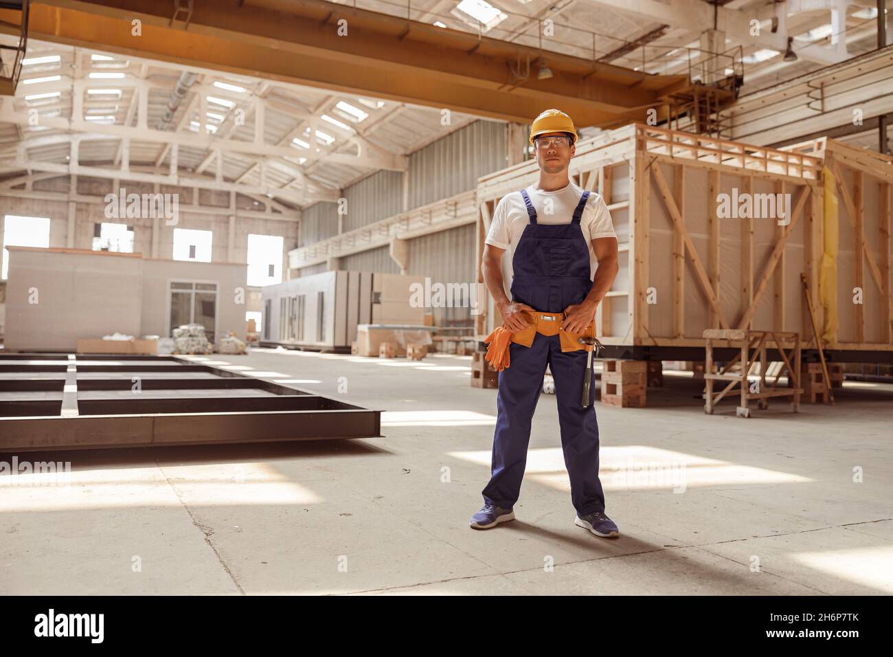 Specialist building worker hi-res stock photography and images - Alamy