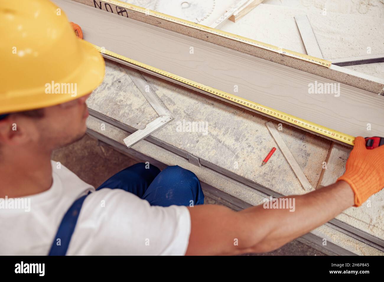 Timber plank construction hi-res stock photography and images - Alamy