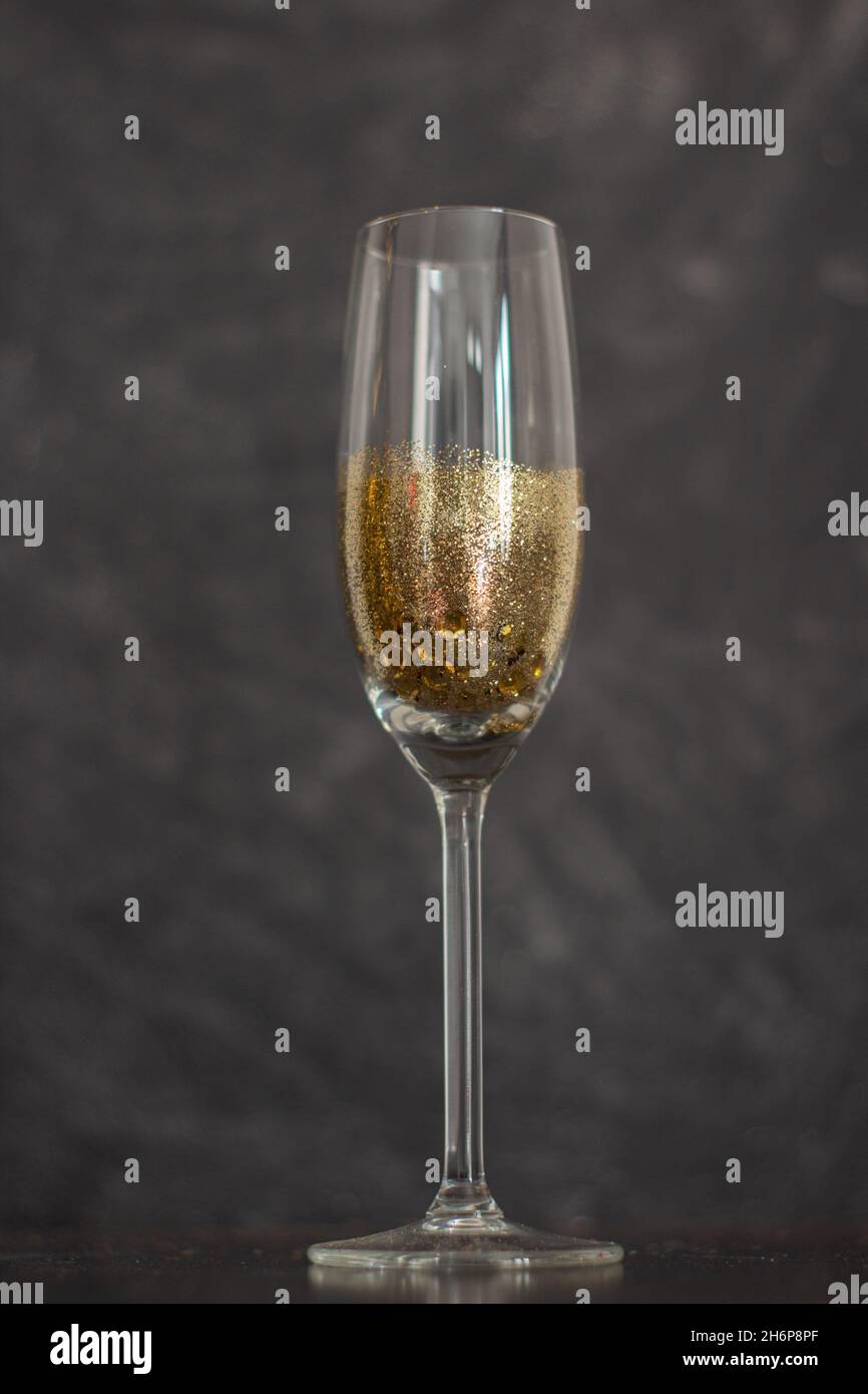 Champagne powder hi-res stock photography and images - Alamy