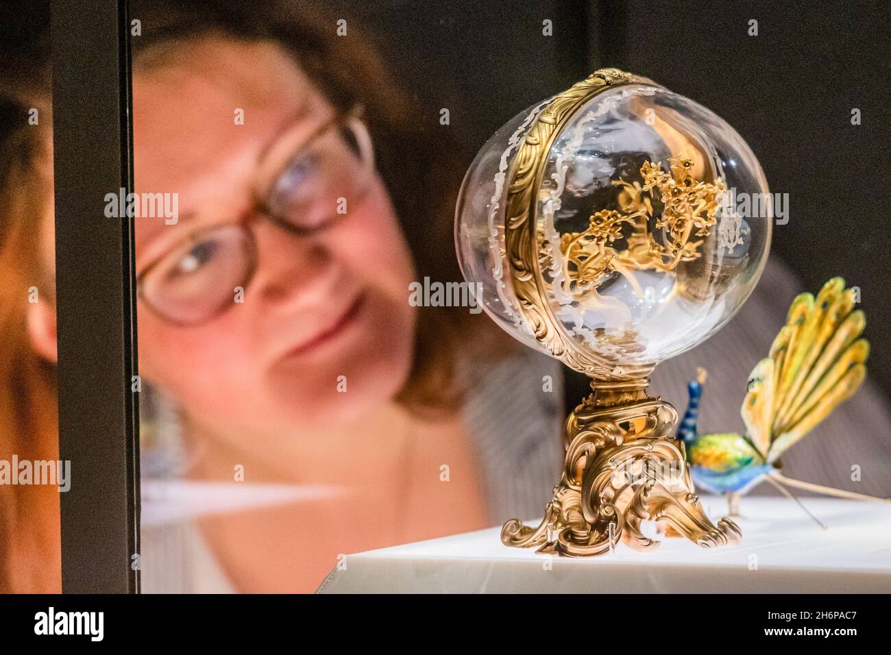 London, UK. 17th Nov, 2021. The Peacock Egg, 1902 - Fabergé in London: Romance to Revolution - a ...