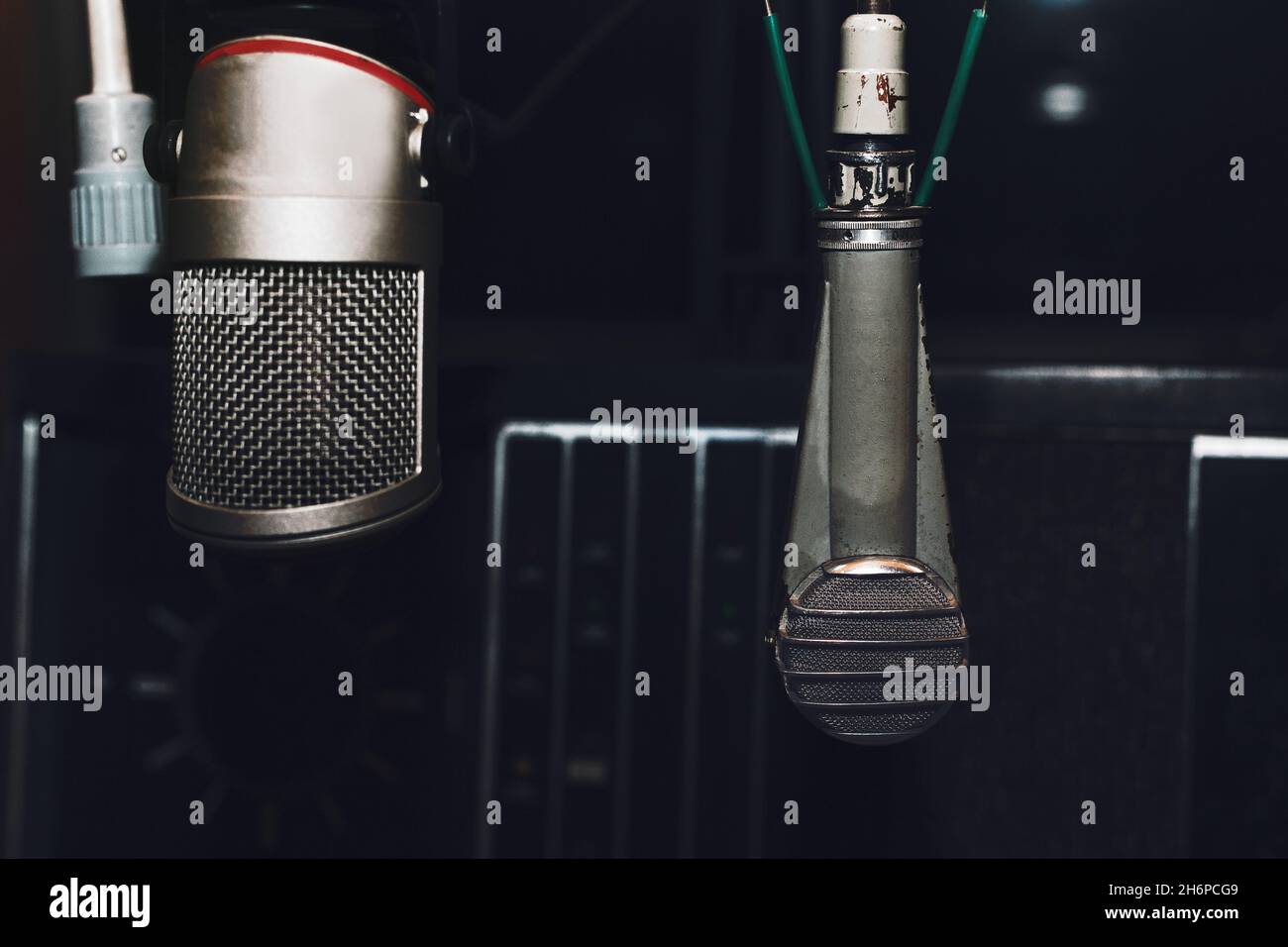 Vintage microphones in studio . Retro recording studio Stock Photo - Alamy