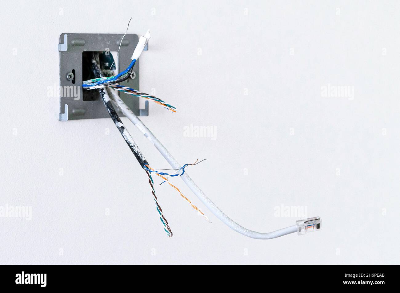 Exposed electrical wiring house hi-res stock photography and images - Alamy