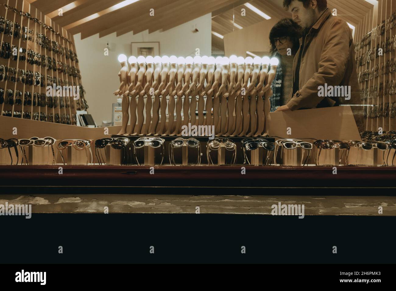 2021 november 04 hi-res stock photography and images - Alamy