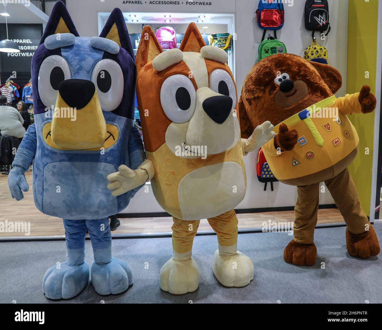 Bluey cartoon hi-res stock photography and images - Alamy