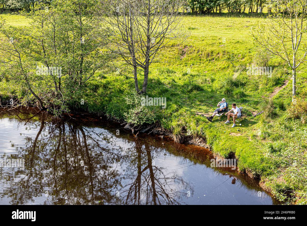 English river fishing hi-res stock photography and images - Alamy