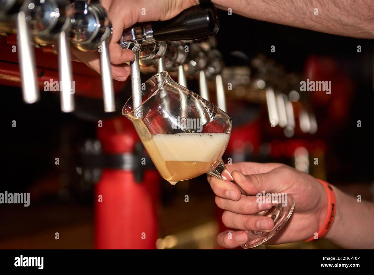 Beer in tap hi-res stock photography and images - Alamy